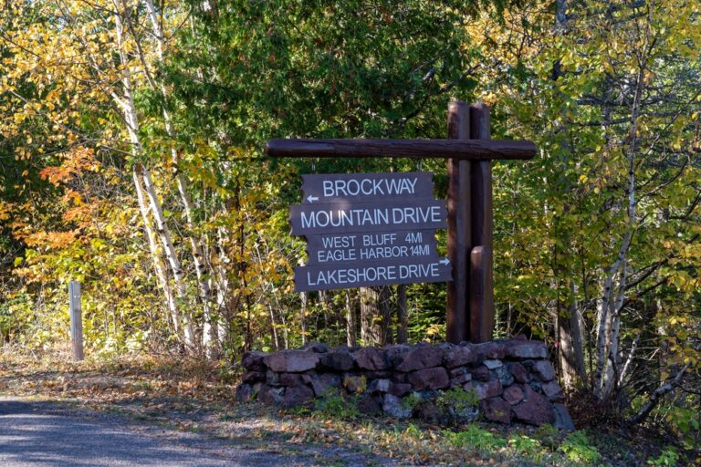 2026 GUIDE to Brockway Mountain & Brockway Mountain Drive