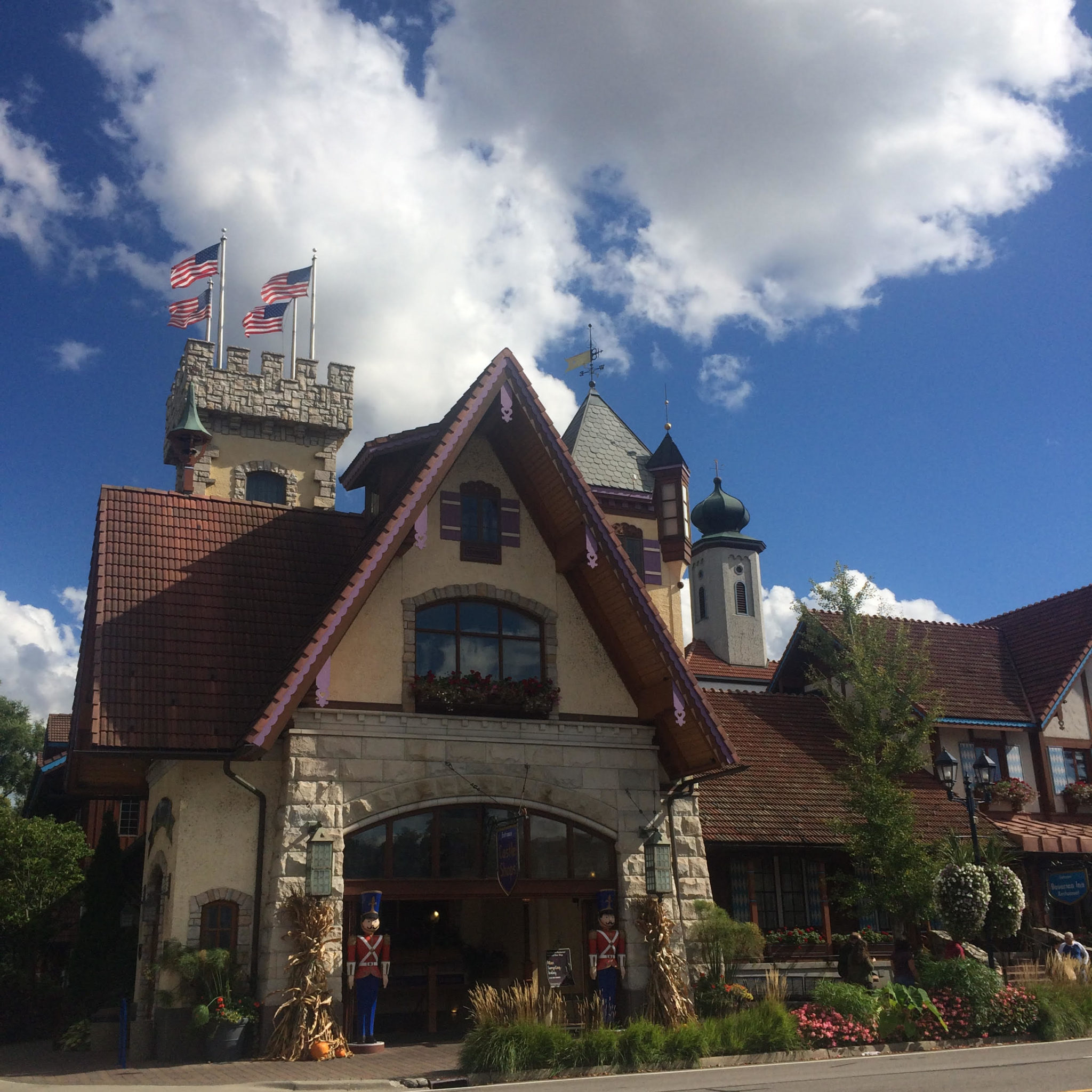 18 Magnificent Castles in Michigan to Visit in 2026