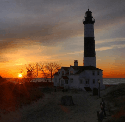 5 Spectacular Places To Watch a Sunset In Michigan