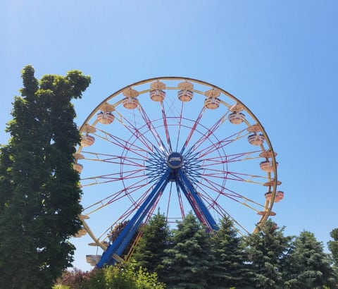 This Mid-Sized Michigan Theme Park Is More Fun Than You Might Expect