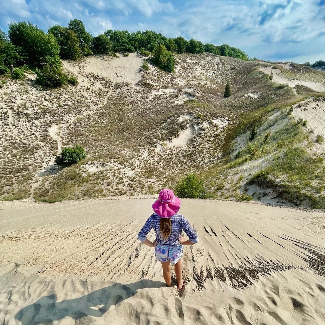 Fresh Coast Wonders: Discover Sand Dunes in Michigan
