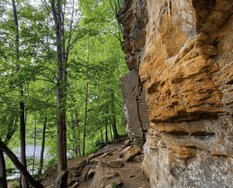 Hike and Climb the Ledges at Oak Park