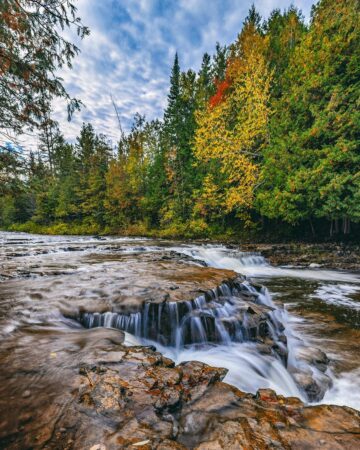 2026 AWESOME Guide to Ocequoc Falls & Bicentennial Pathway