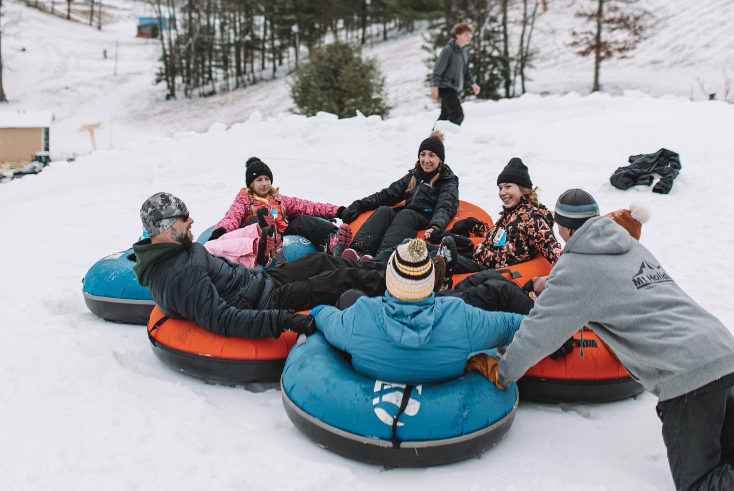 30+ Awesome Places for Snow Tubing in Michigan This Winter