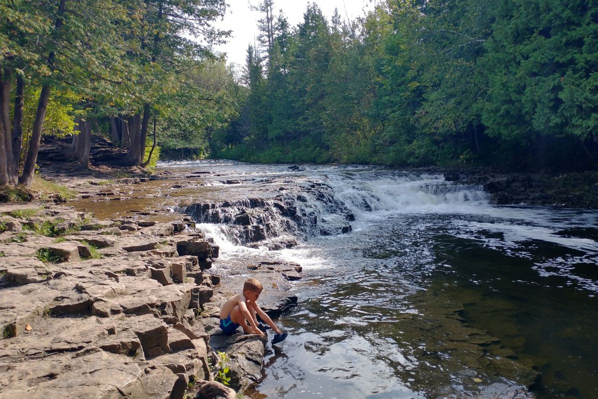 Steal My Itinerary for An Amazing Fall Weekend in Alpena