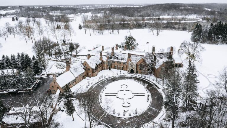 36 Historical Places in Michigan to Visit This Year