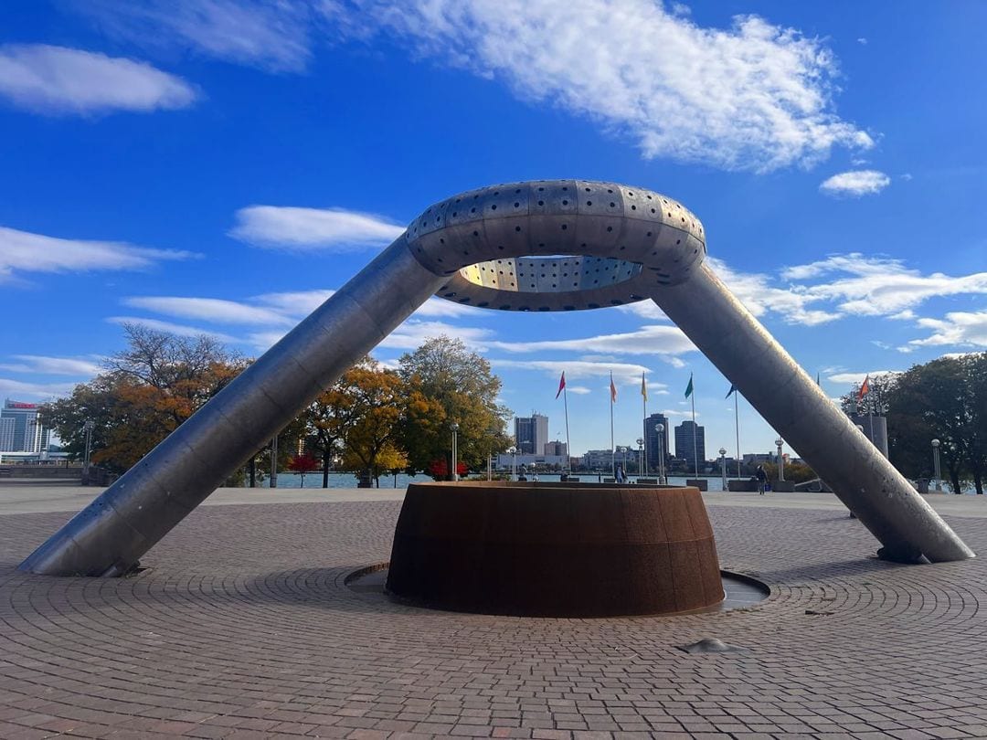 2026 AWESOME Guide to the Award-Winning Detroit Riverwalk