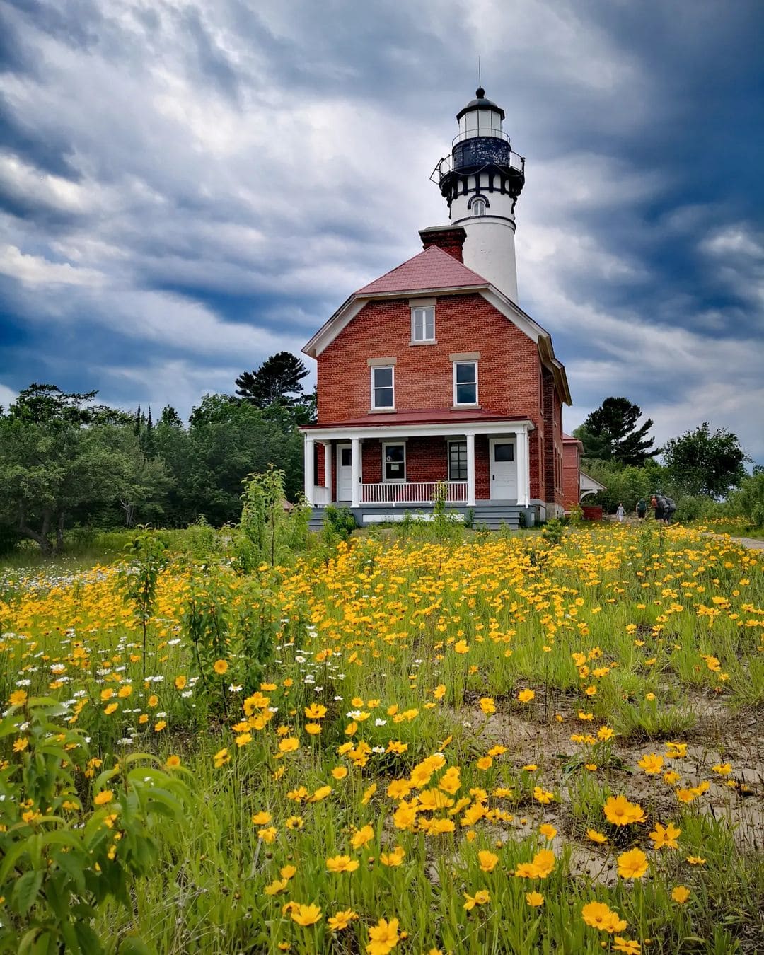 The Ultimate Upper Peninsula Lighthouse Road Trip