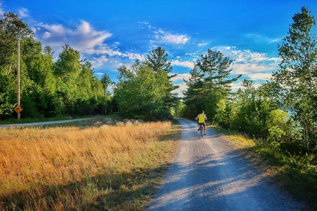 27 BEST Biking Trails in Michigan