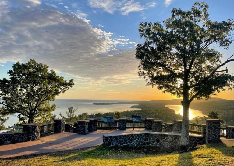 2026 GUIDE to Brockway Mountain & Brockway Mountain Drive