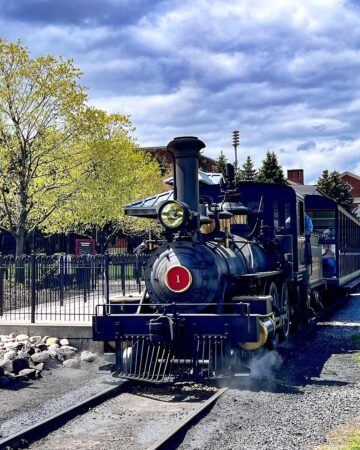 11 Best Train Rides in Michigan | Scenic Michigan Train Tours