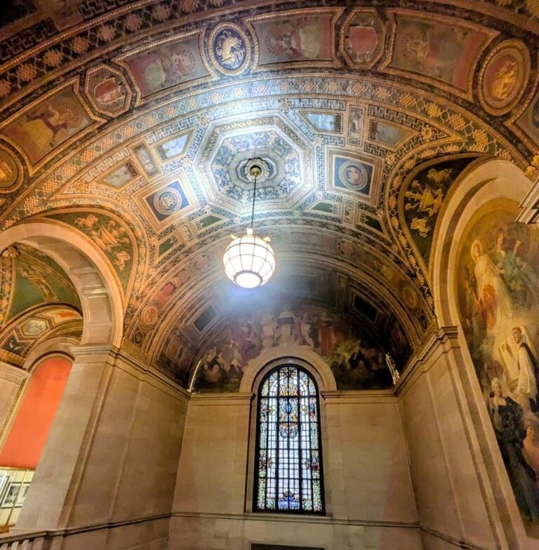 11 Michigan Towns With Unique Bookstores & Libraries