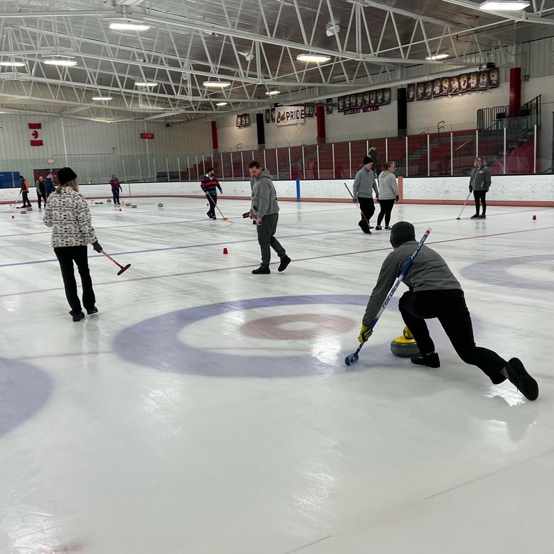 12 Awesome Curling Clubs in Michigan to Visit in 2026