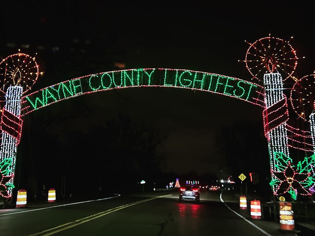 [UPDATED 2026] List of BEST Christmas Lights in Michigan