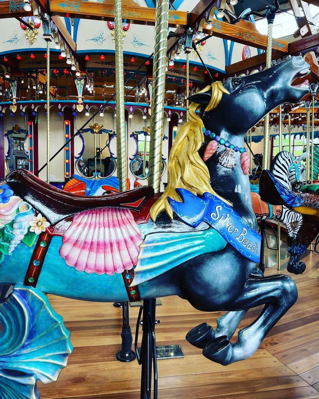 20 Beloved Michigan Attractions of Yesteryear We Miss