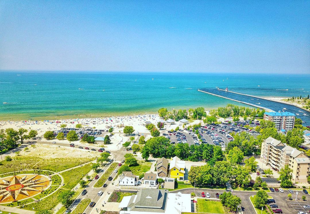 2026 AWESOME Guide of Things to Do in St Joseph Michigan