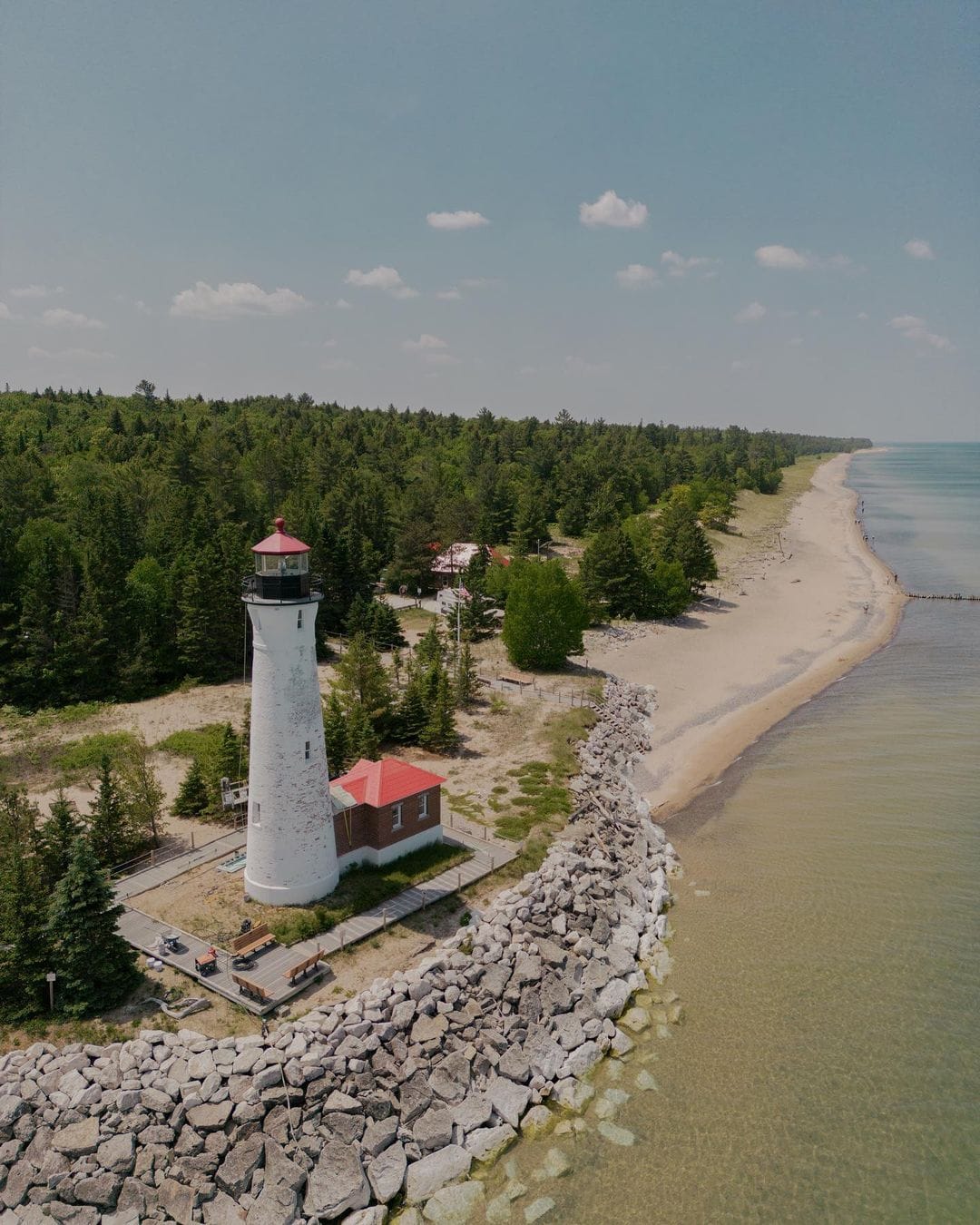 The Ultimate Upper Peninsula Lighthouse Road Trip