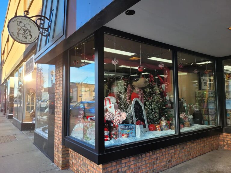 Awesome Mitten's Guide to the Best Things to Do in Cadillac Michigan