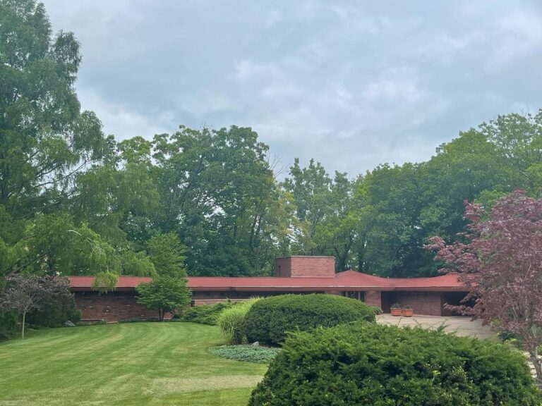 Explore Architectural Masterpieces at Frank Lloyd Wright Houses in Michigan