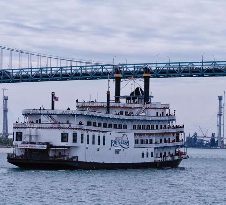 Discover Michigan in a New Way on These Exciting River Cruises